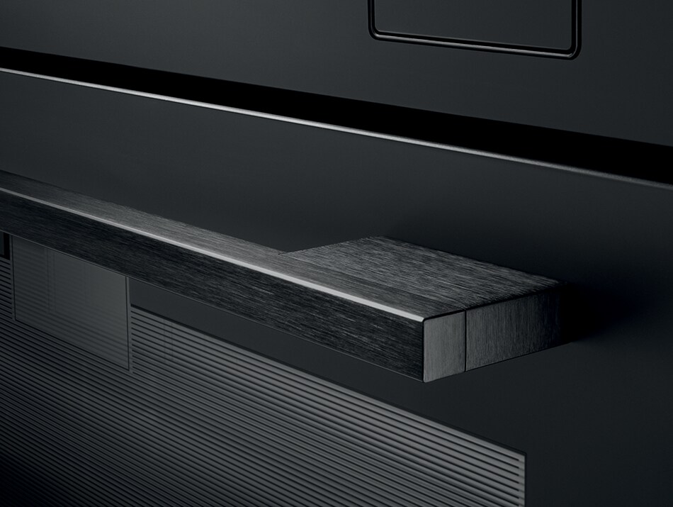 Matt Black Collection AEG | AEG